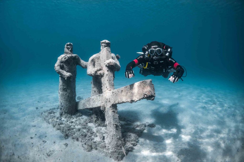 The Mares Horizon SCR in the underwater museum, Croatia • Mares - Scuba ...