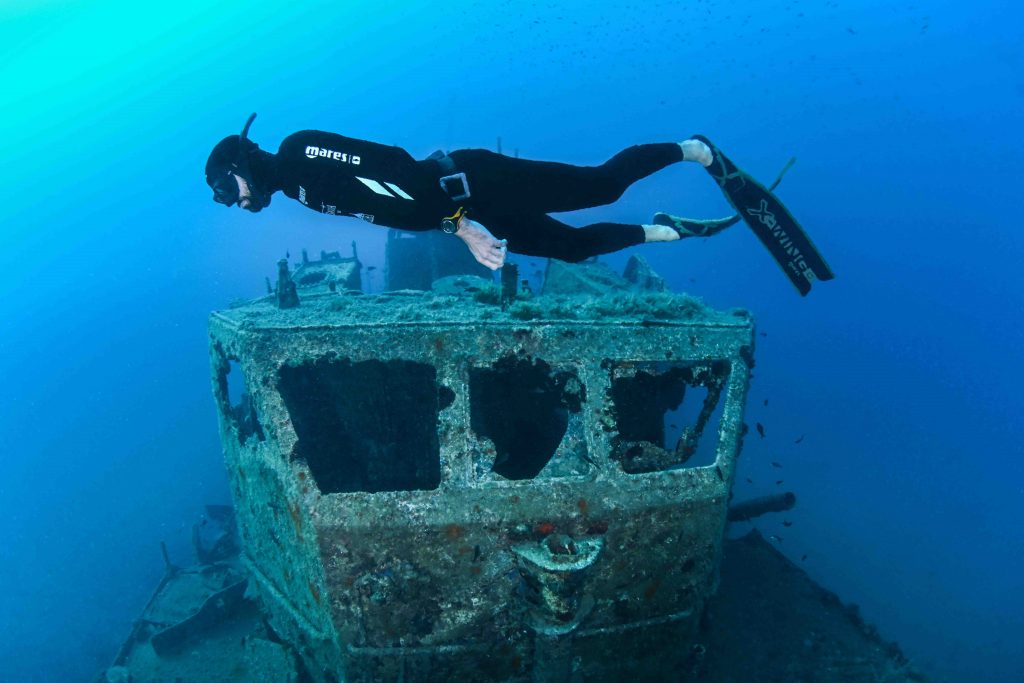 Wreck Freediving • Mares - Scuba Diving Blog